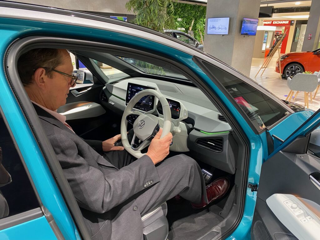 Driving electric: how does it feel? - Transport Focus